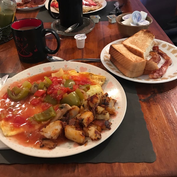 Pat's Colonial Kitchen - Newtown, PA