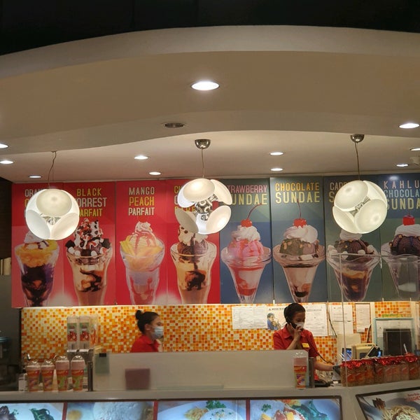 Icebergs - Ice Cream Parlor in Quezon City