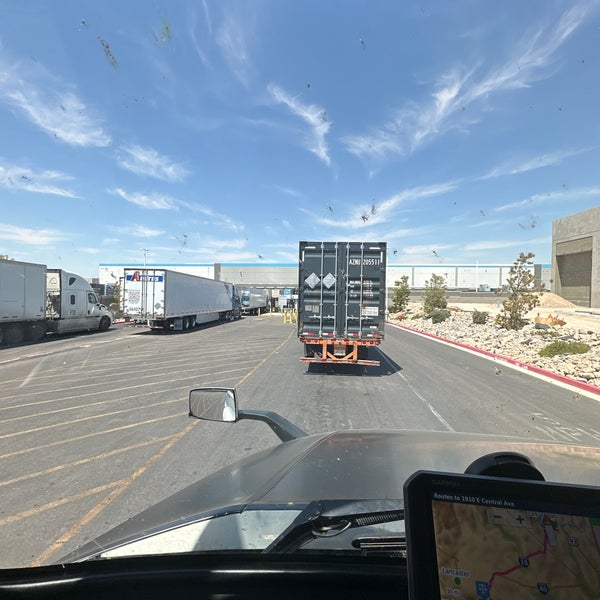 Amazon LAS1 - Warehouse in Henderson