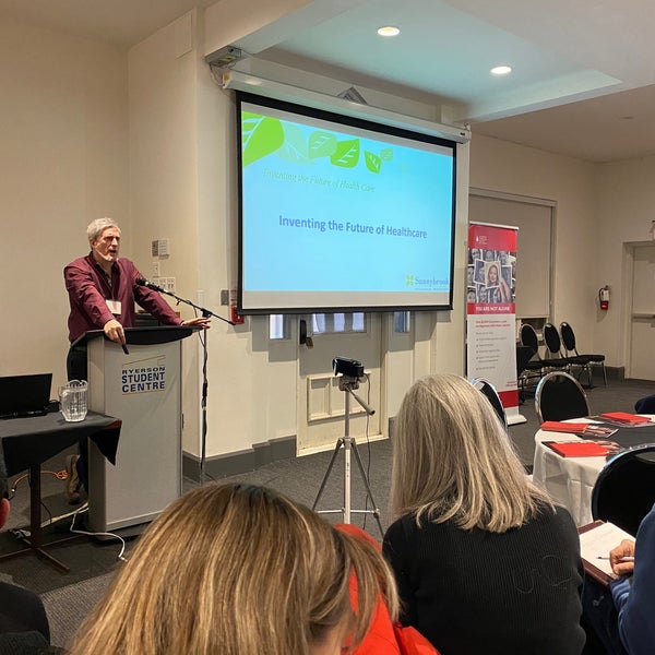 Oakham House - Downtown Toronto - 4 tips