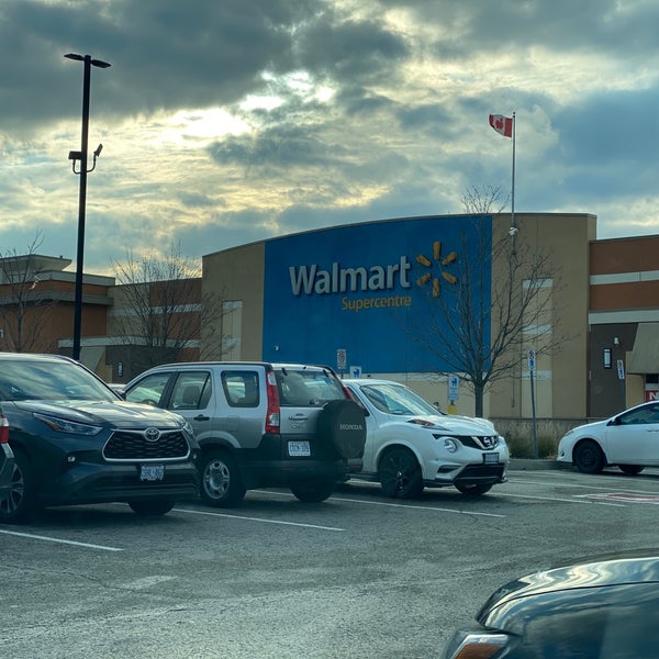 Walmart Supercentre - 12 tips from 444 visitors