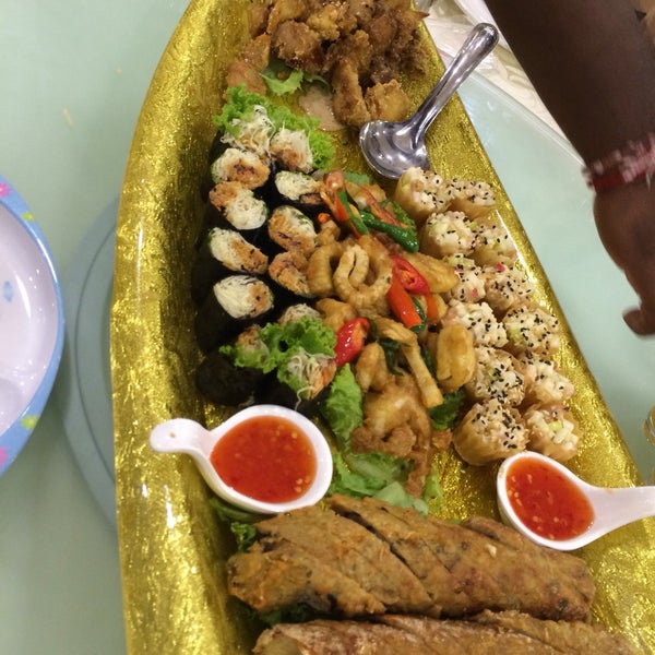 Q Veggies Restaurant (Now Closed) - Vegan and Vegetarian Restaurant in ...