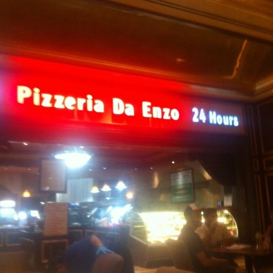 Photos at Pizzeria da Enzo - 13 tips