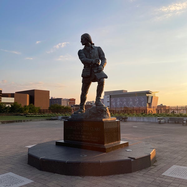 Photos at General George Rogers Clark Statue - Louisville, KY