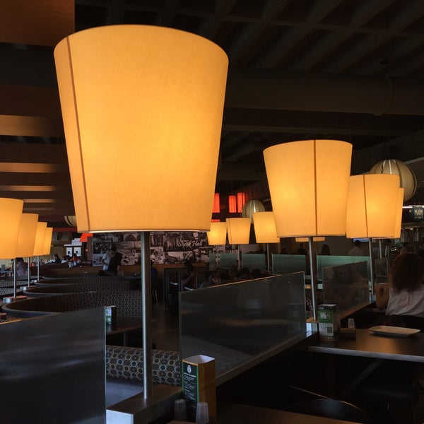 The Vista at Shaw - College Cafeteria in Michigan State University