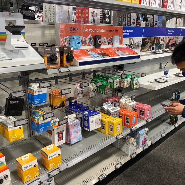 Best Buy - Electronics Store