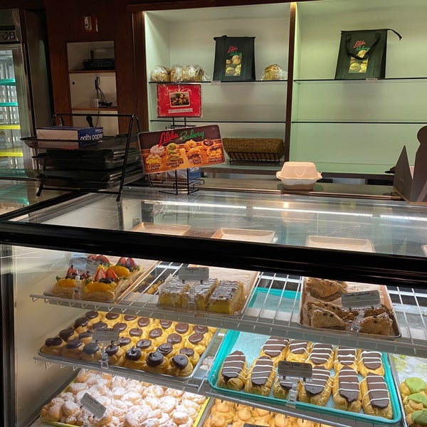 Liliha Bakery - Kalihi - Palama - 580 N Nimitz Hwy