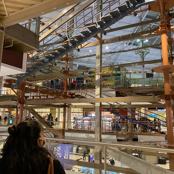 Photos at Palisades Center Mall - 143 tips