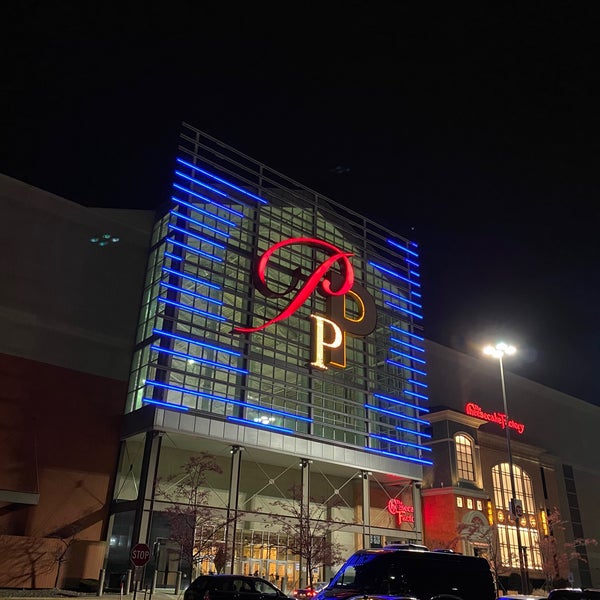 Photos at Palisades Center Mall - 143 tips