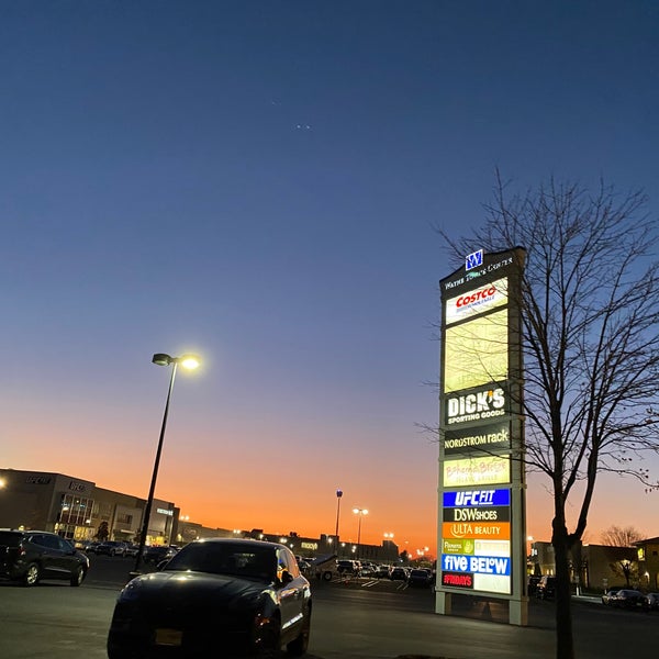 Wayne Towne Center - 8 Wayne Towne Ctr