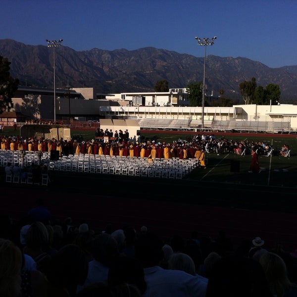 La Canada High School - La Cañada Flintridge, CA