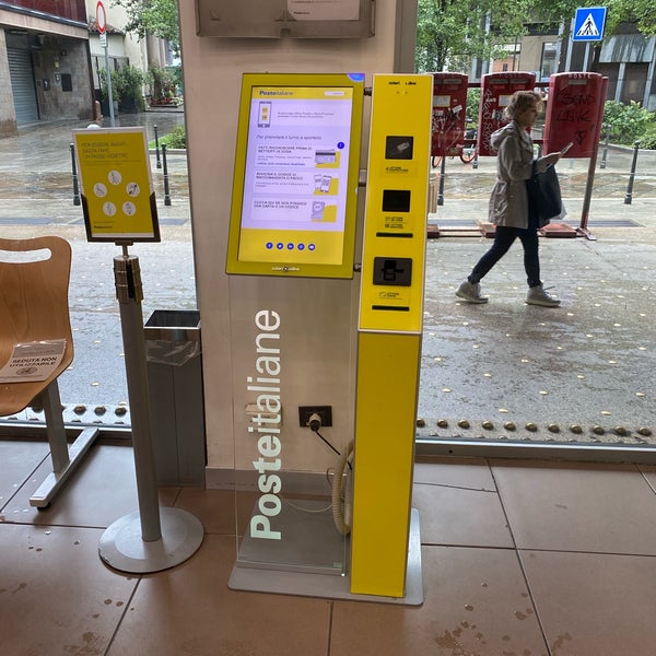 Poste Italiane - Duomo - Largo Corsia dei Servi 3