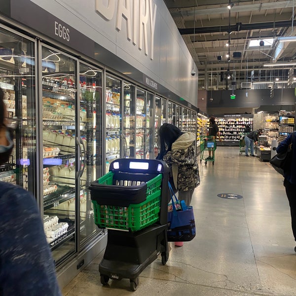 Amazon Fresh - Warner Center - Los Angeles, CA