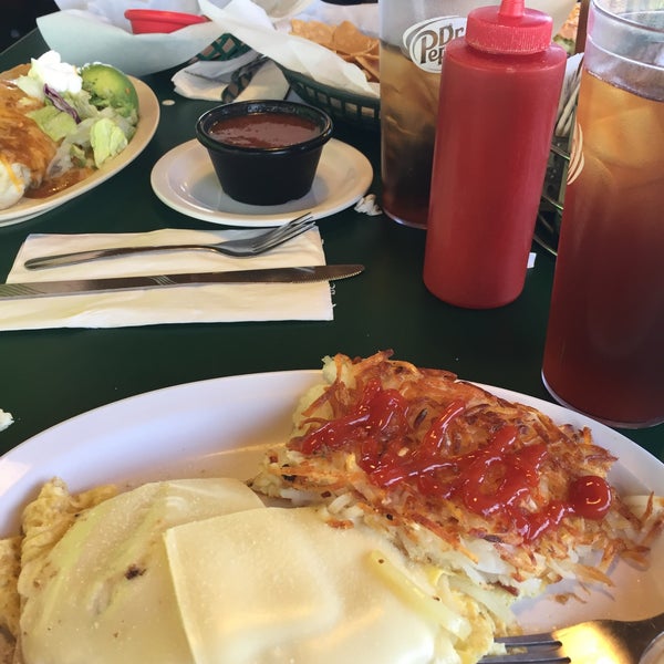 English Field House Restaurant - American Restaurant in Amarillo