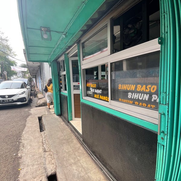 Baso Linggarjati - Indonesian Meatball Restaurant in Bandung