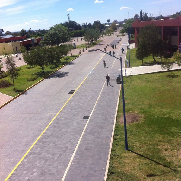 UTL | Edificio E - Redes y Telecomunicaciones - College Communications ...