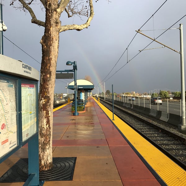 VTA Curtner Light Rail Station - Light Rail Station in San Jose
