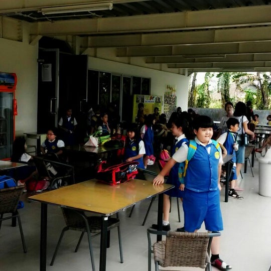 JAC School - 1 tip from 73 visitors