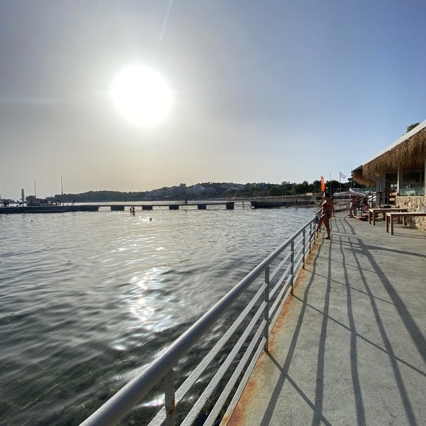 Photos at Εν Πλώ (En Plo) - 143 tips from 5133 visitors