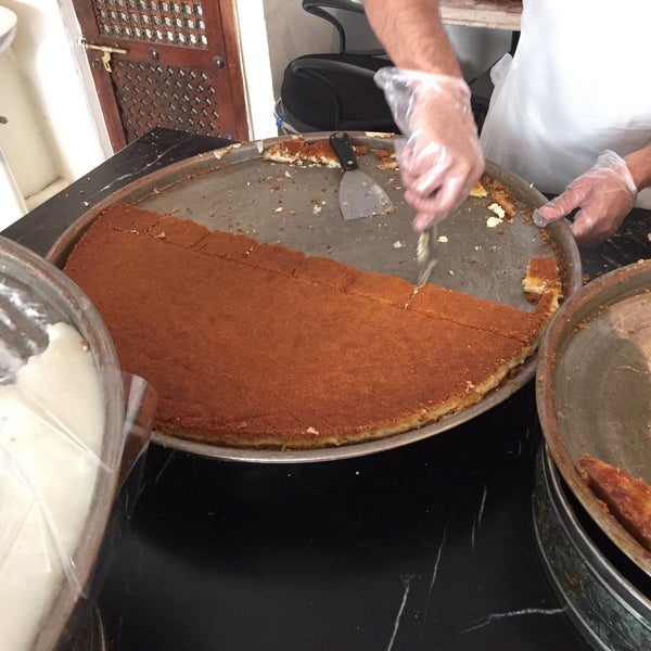 Habib Sweets | حبيب للحلويات الشرقية - Dessert Shop in Jeddah