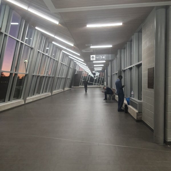 Renforth Transitway Station - 36 visitors