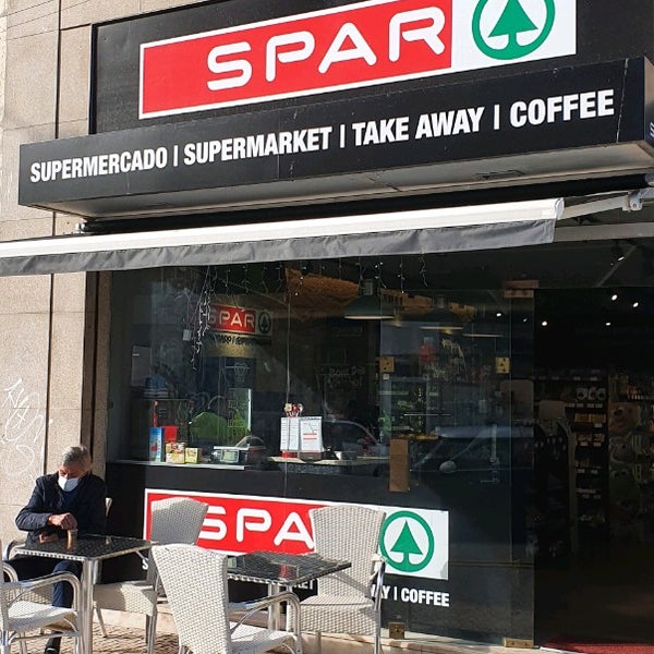 Spar - R. de São João 44