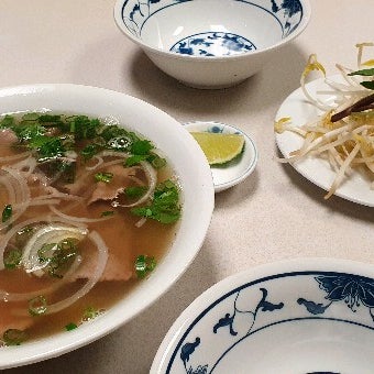 Bach Yen - Vietnamese Restaurant in Riverdale