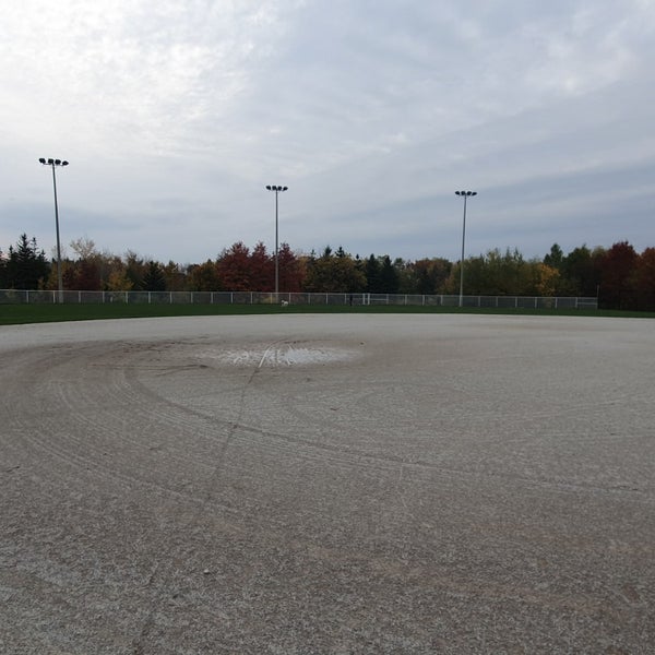 Harding Park Baseball Field - Richmond Hill, ON
