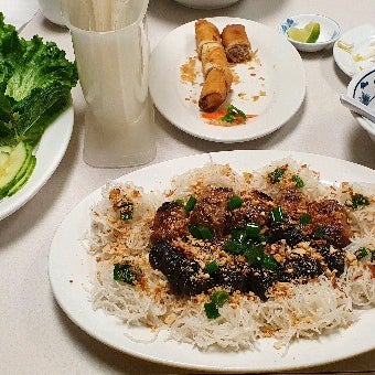 Bach Yen - Vietnamese Restaurant in Riverdale