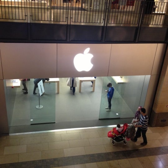 Photos at Apple Grand Arcade - Cambridge, Cambridgeshire