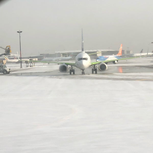 Photos at De-icing Pad - Airport Service in Mississauga