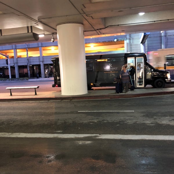 Shuttle Waiting Area - West Los Angeles - 6 tips
