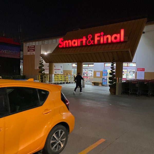 Smart & Final - Grocery Store