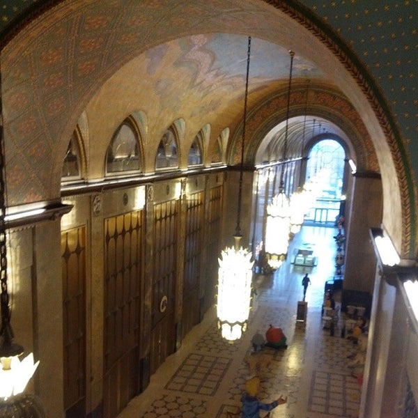 New Center One Building - New Center - 2 tips