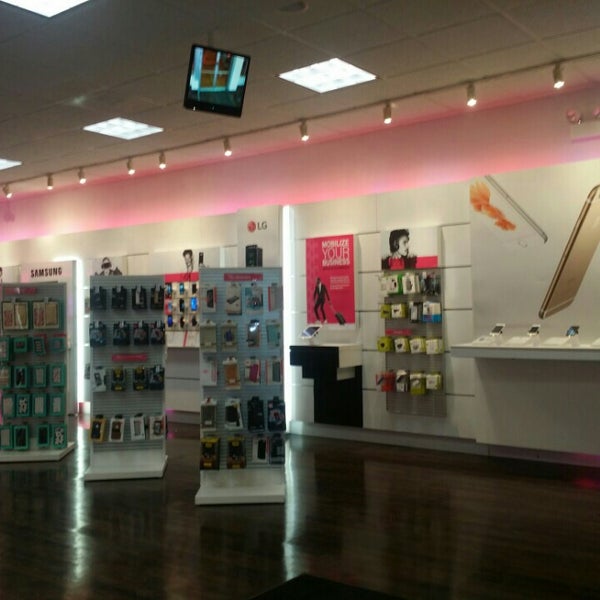T-Mobile - Portage Park - 0 tips