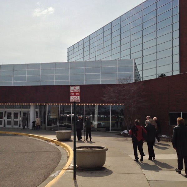 Macomb Center For Performing Arts - Clinton Township, MI