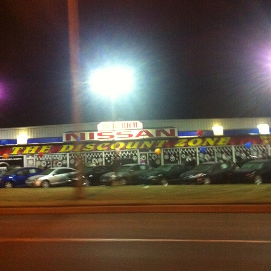 Hertrich Nissan - Car Dealership
