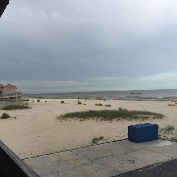 Snapper's Seafood - Seafood Restaurant in Biloxi