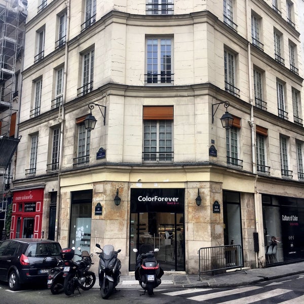 Culture of Color - Cosmetics Shop in Paris