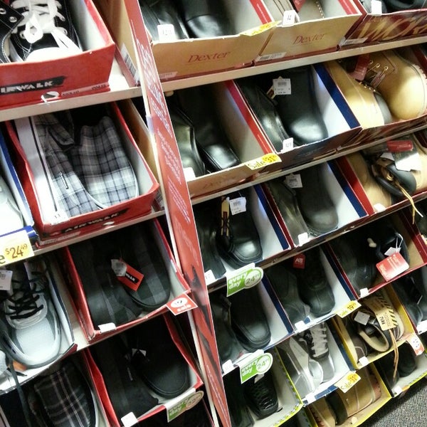 Payless ShoeSource (Now Closed) - Edgewater - Chicago, IL