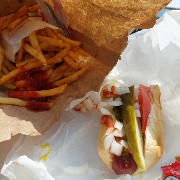 Ken-Tone's Drive-In - Hot Dog Joint in Chicago
