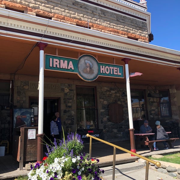Buffalo Bill's Irma Hotel - 1192 Sheridan Ave
