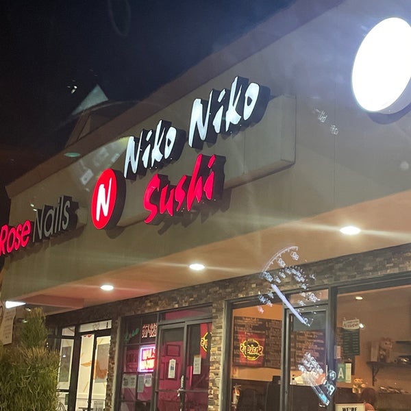 Photos at Niko Niko Sushi - 37 tips