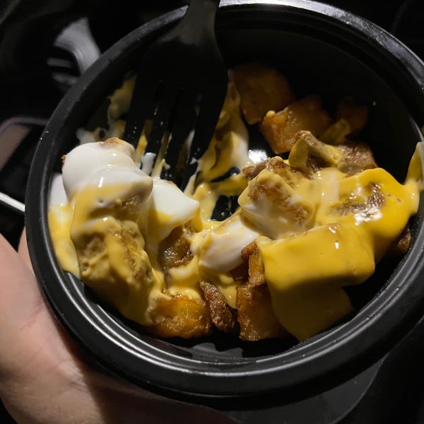 Taco Bell - 2425 W Magnolia Blvd