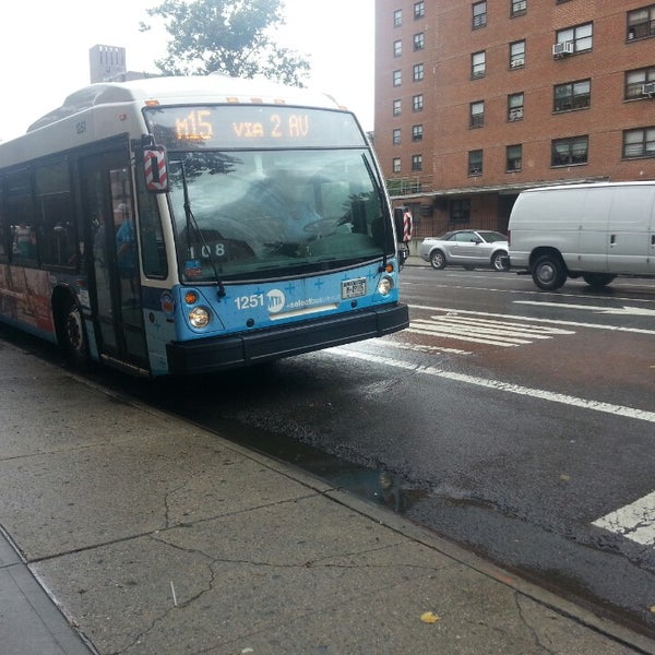 MTA Bus - 2 Av & E 116 St (M15/M116) - Bus Stop in New York