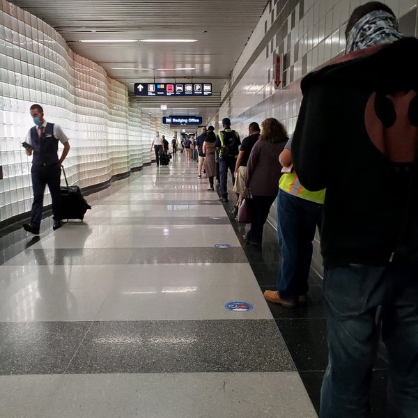 Badging Office (Chicago O'Hare International Airport) - 6 tips from 68 ...