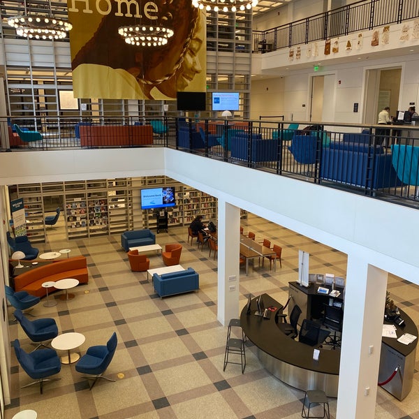 Free Library of Philadelphia - Library in Fairmount - Art Museum