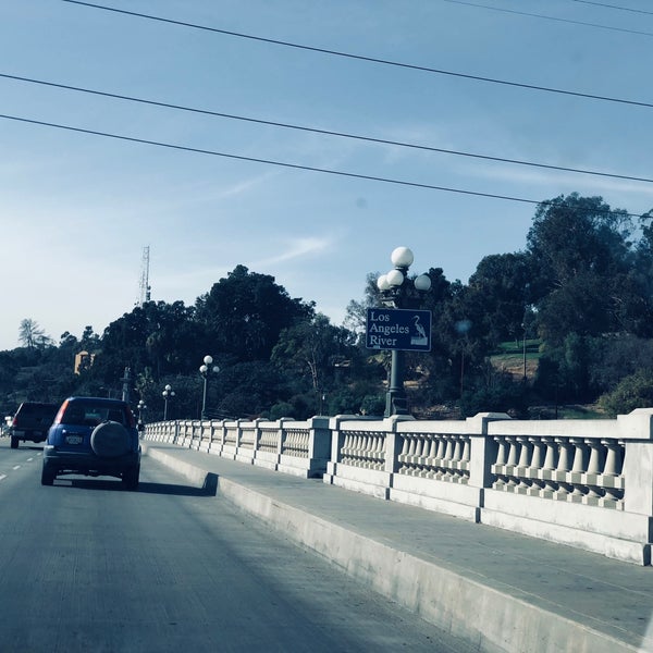 Broadway Bridge - Historic Cultural - 4 tips