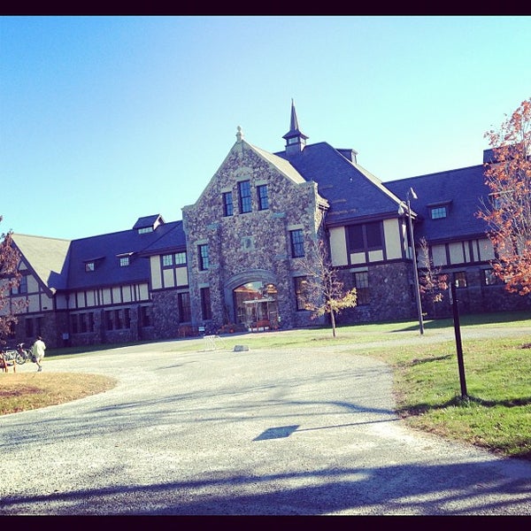 Duke Farms: The Farm Barn - Farm