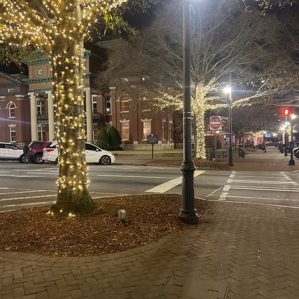 Newnan Court Square - Downtown Newnan - 9 tips from 621 visitors